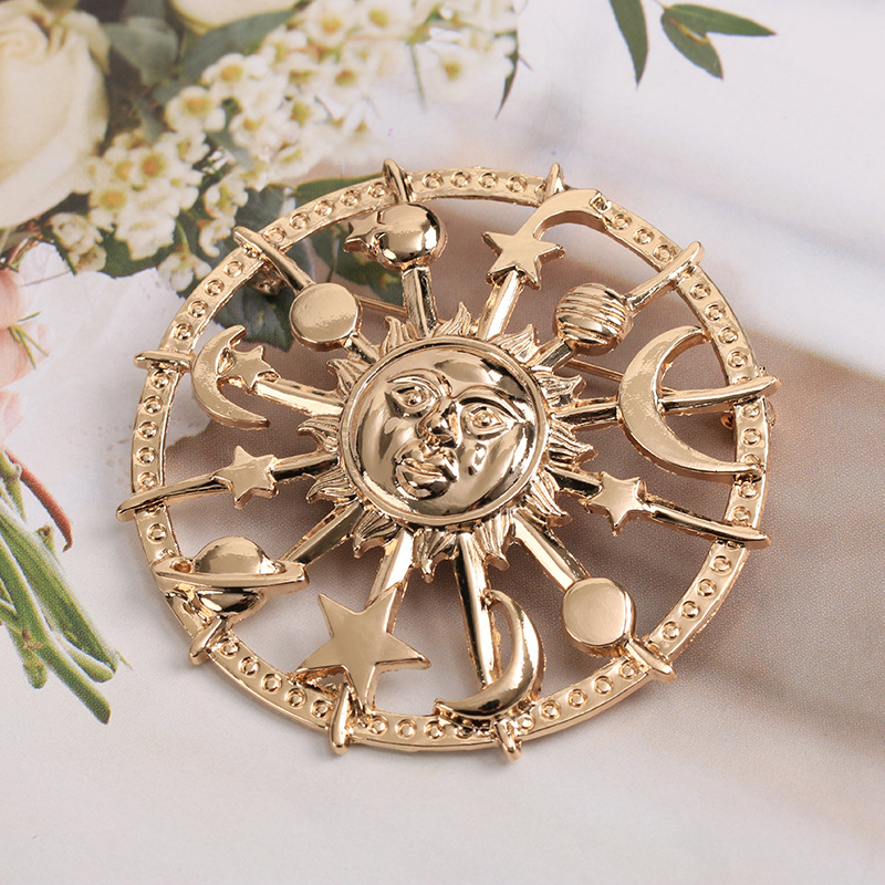 European retro sun god brooch creative sun, moon and stars Christmas ...